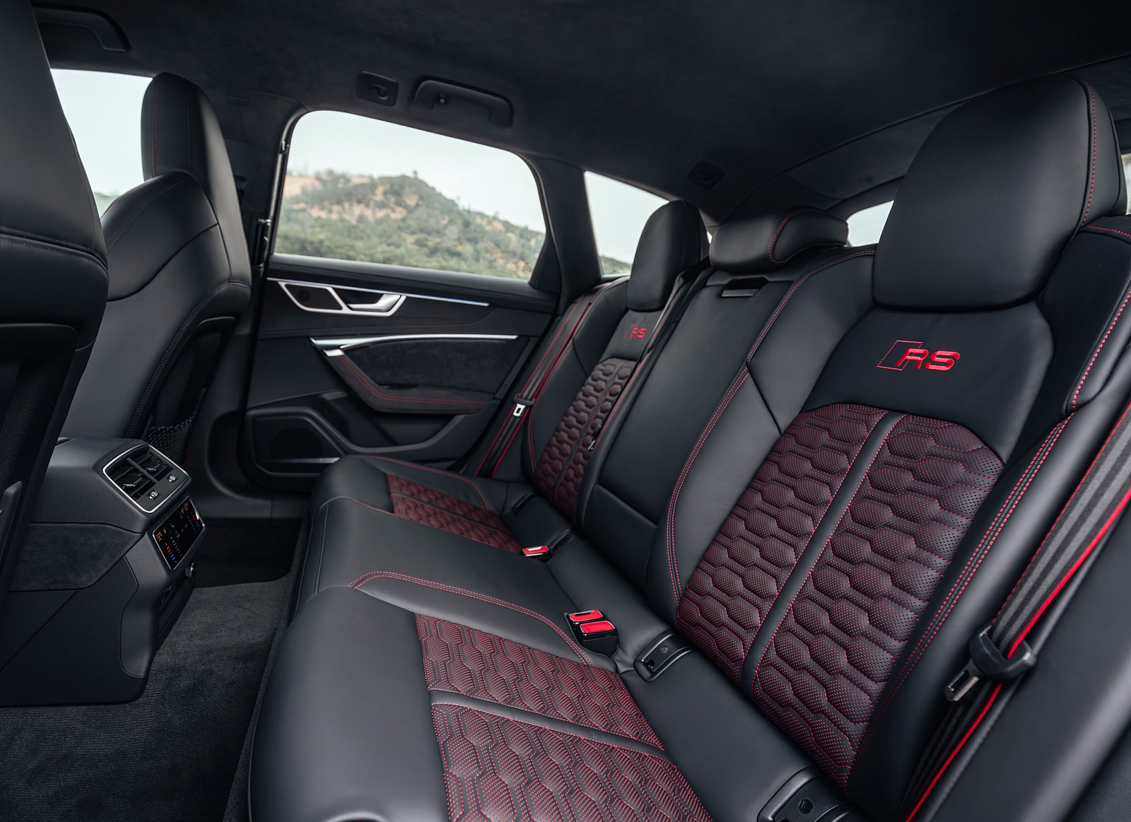 2024 AUDI RS6 AVANT PERFORMANCE - INEAX MOTORS