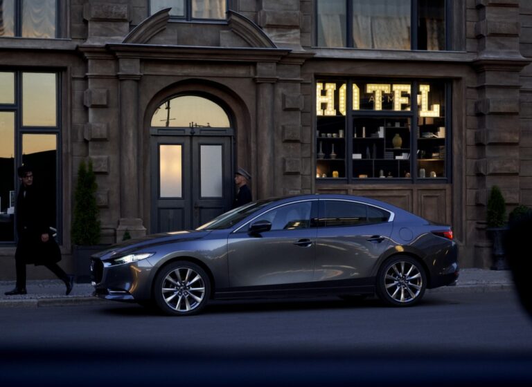 2019 MAZDA AXELA - INEAX MOTORS