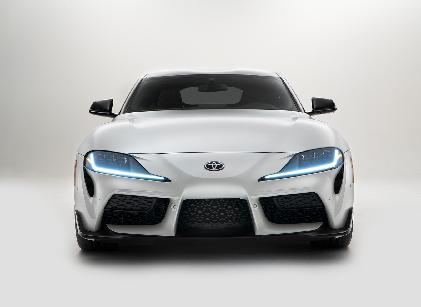 2023 TOYOTA GR SUPRA MT - INEAX MOTORS