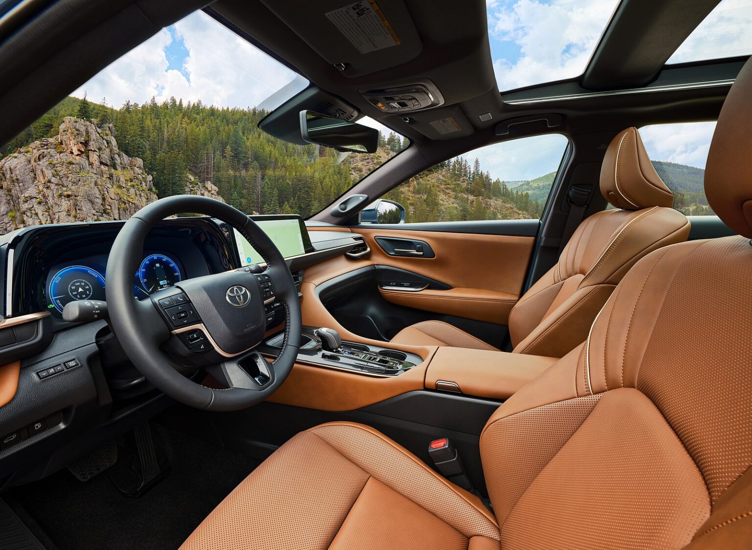 2025 TOYOTA CROWN SIGNIA - INEAX MOTORS