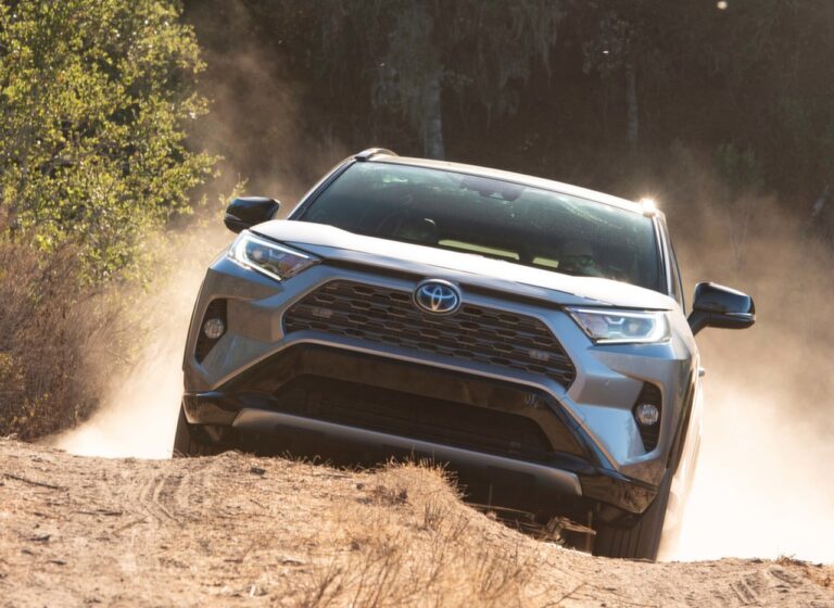 2019 TOYOTA RAV4 - INEAX MOTORS