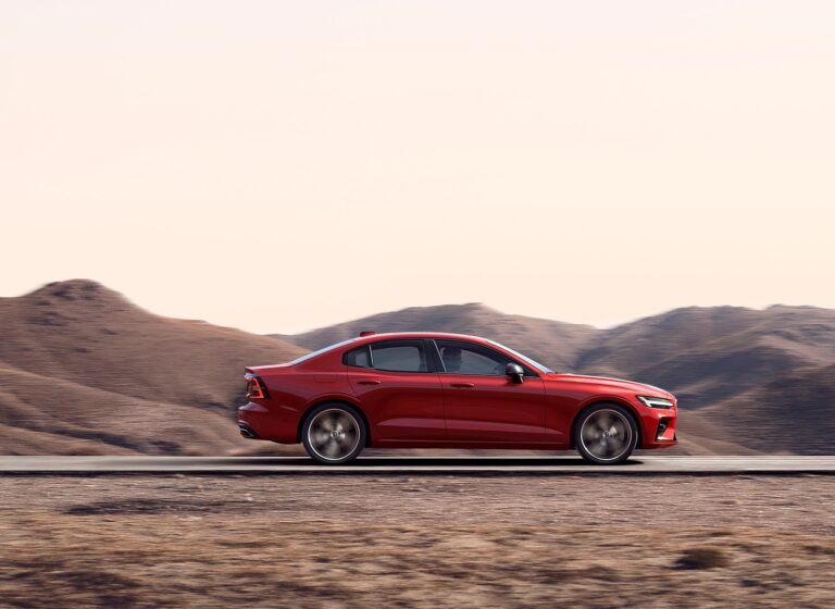 2019 VOLVO S60 - INEAX MOTORS