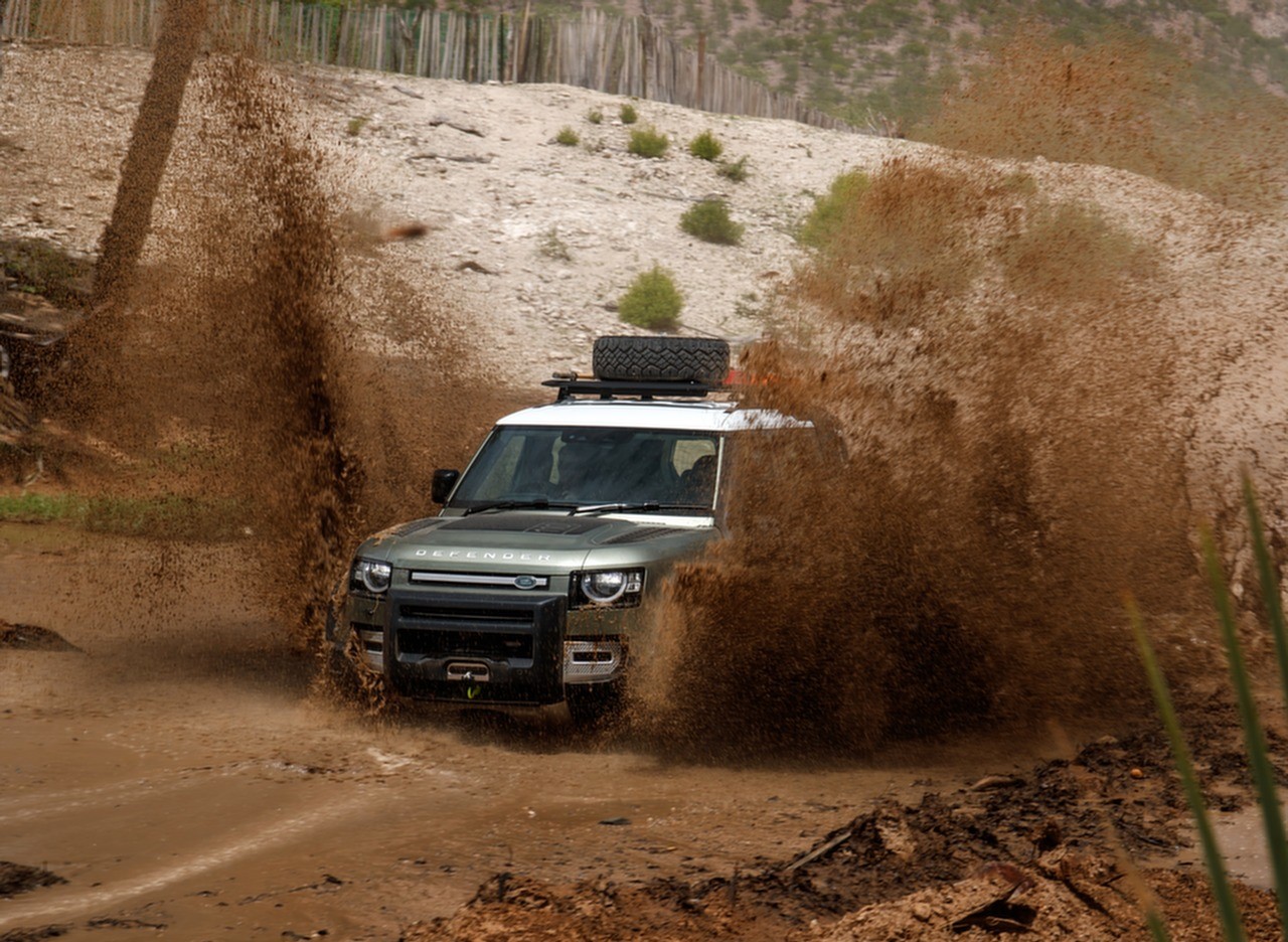 2020 LAND ROVER DEFENDER 110 - INEAX MOTORS