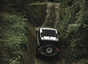 2020 LAND ROVER DEFENDER 90 - INEAX MOTORS