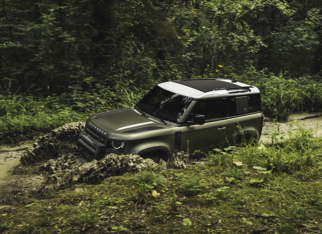 2020 LAND ROVER DEFENDER 90 - INEAX MOTORS