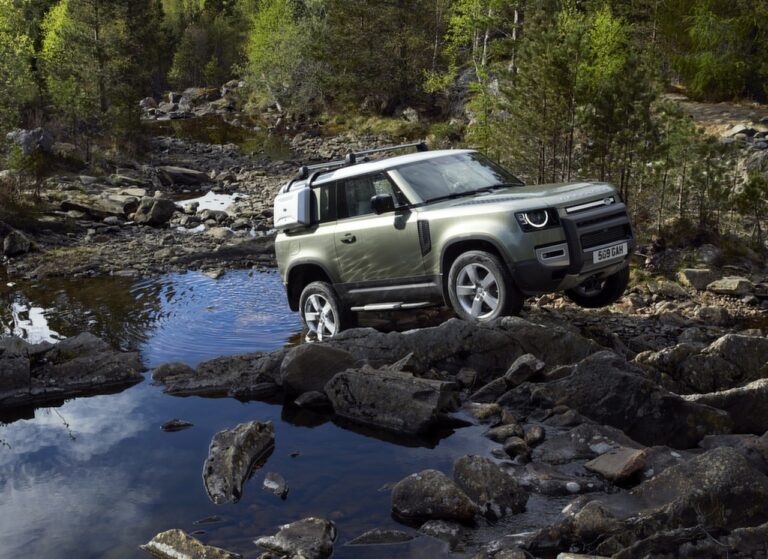 2020 LAND ROVER DEFENDER 90 - INEAX MOTORS