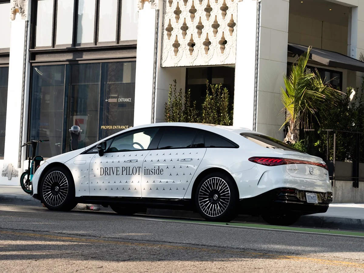 WHAT IS MERCEDES BENZ DRIVE PILOT? - INEAX MOTORS