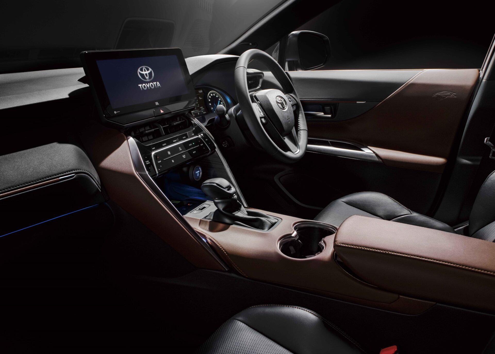 2021 TOYOTA HARRIER JAPANESE VERSION - INEAX MOTORS