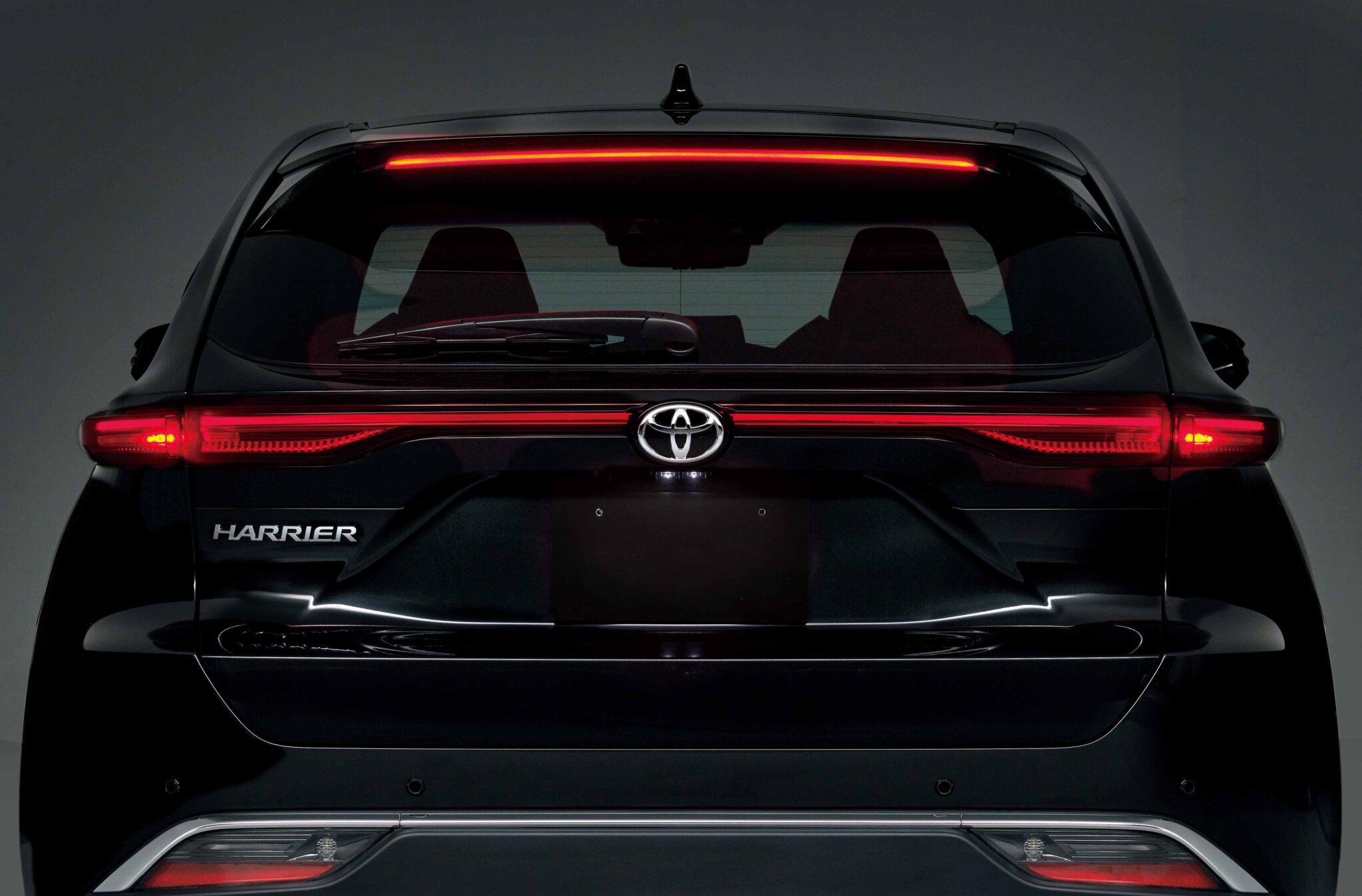 2021 TOYOTA HARRIER JAPANESE VERSION - INEAX MOTORS