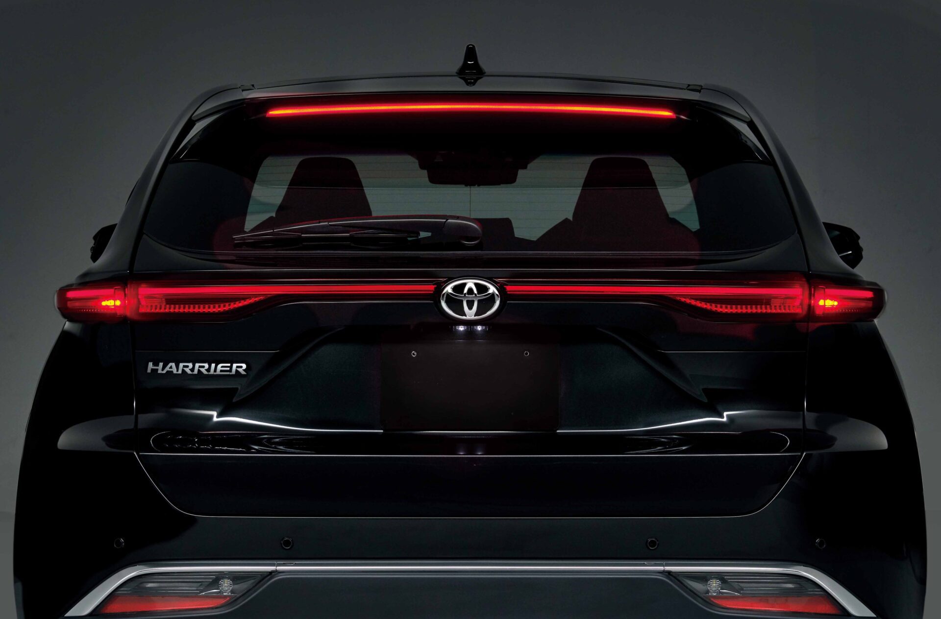 2021 TOYOTA HARRIER JAPANESE VERSION - INEAX MOTORS