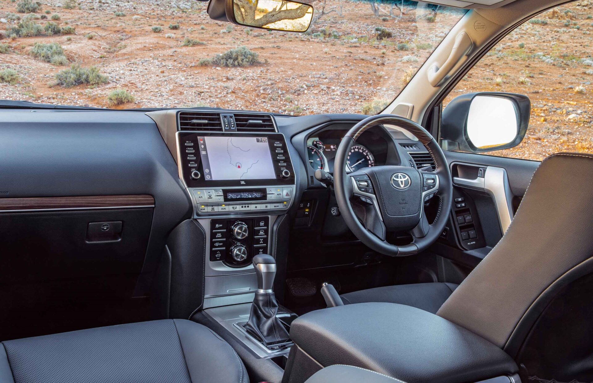 2022 TOYOTA LAND CRUISER PRADO - INEAX MOTORS