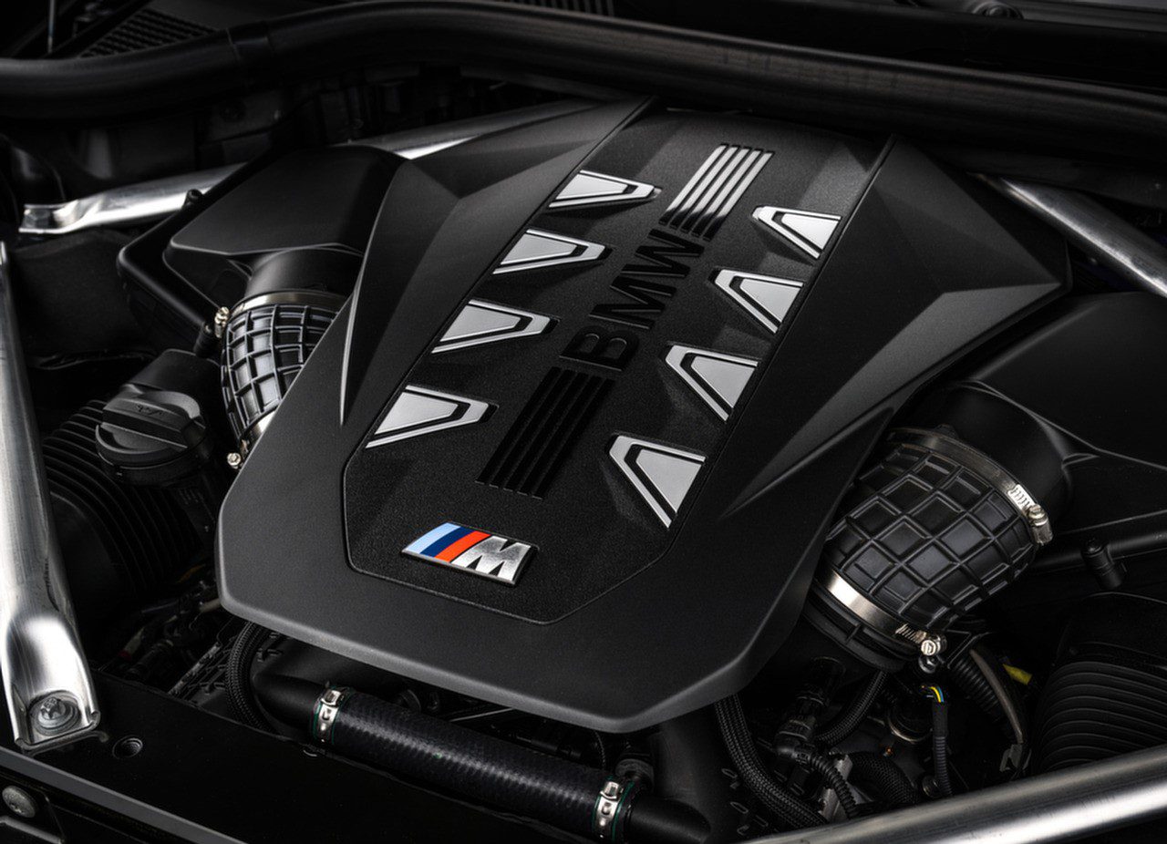 2023 BMW X7 M60i - INEAX MOTORS