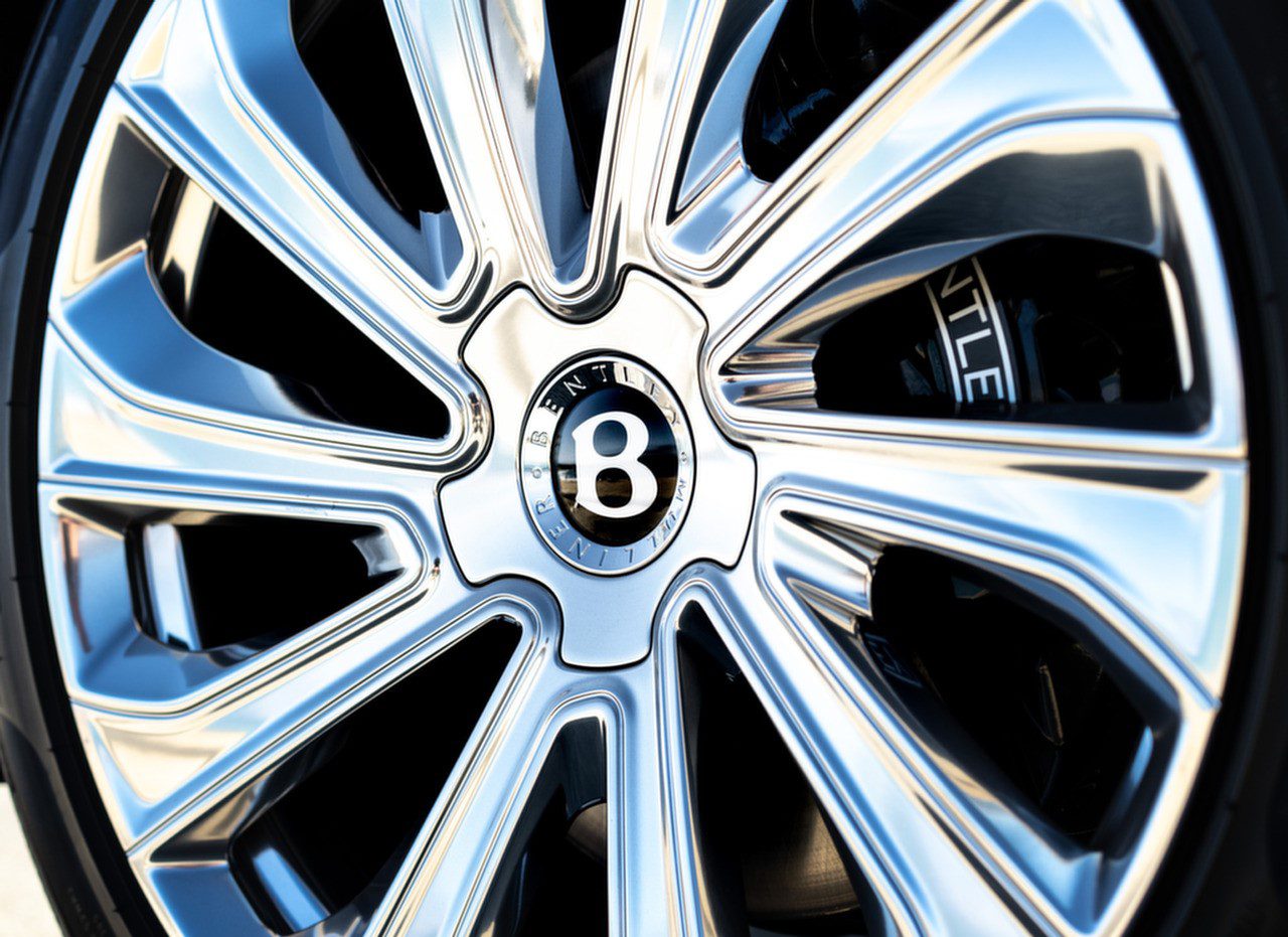 2024 BENTLEY BENTAYGA EWB MULLINER - INEAX MOTORS