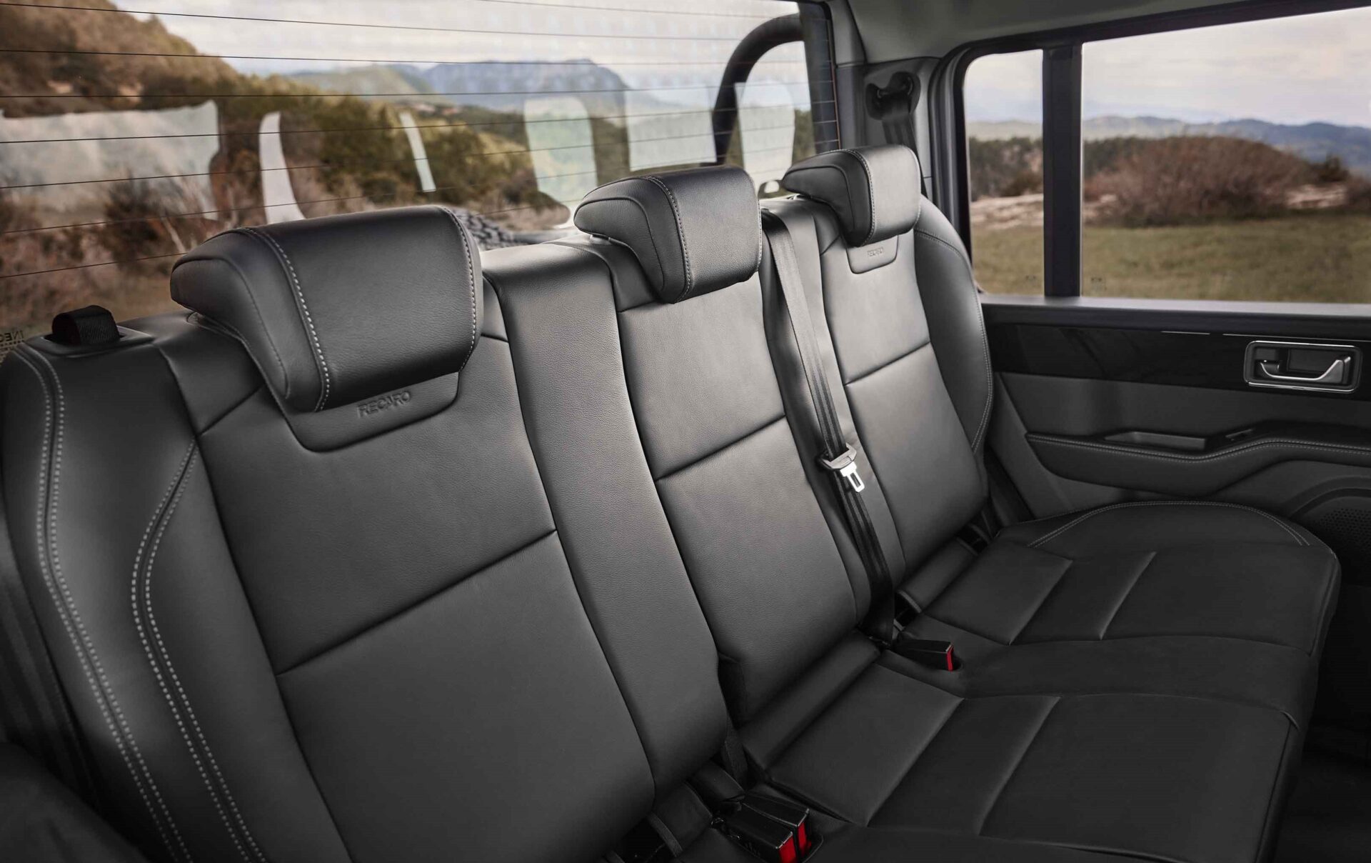 2024 INEOS GRENADIER QUARTERMASTER - INEAX MOTORS