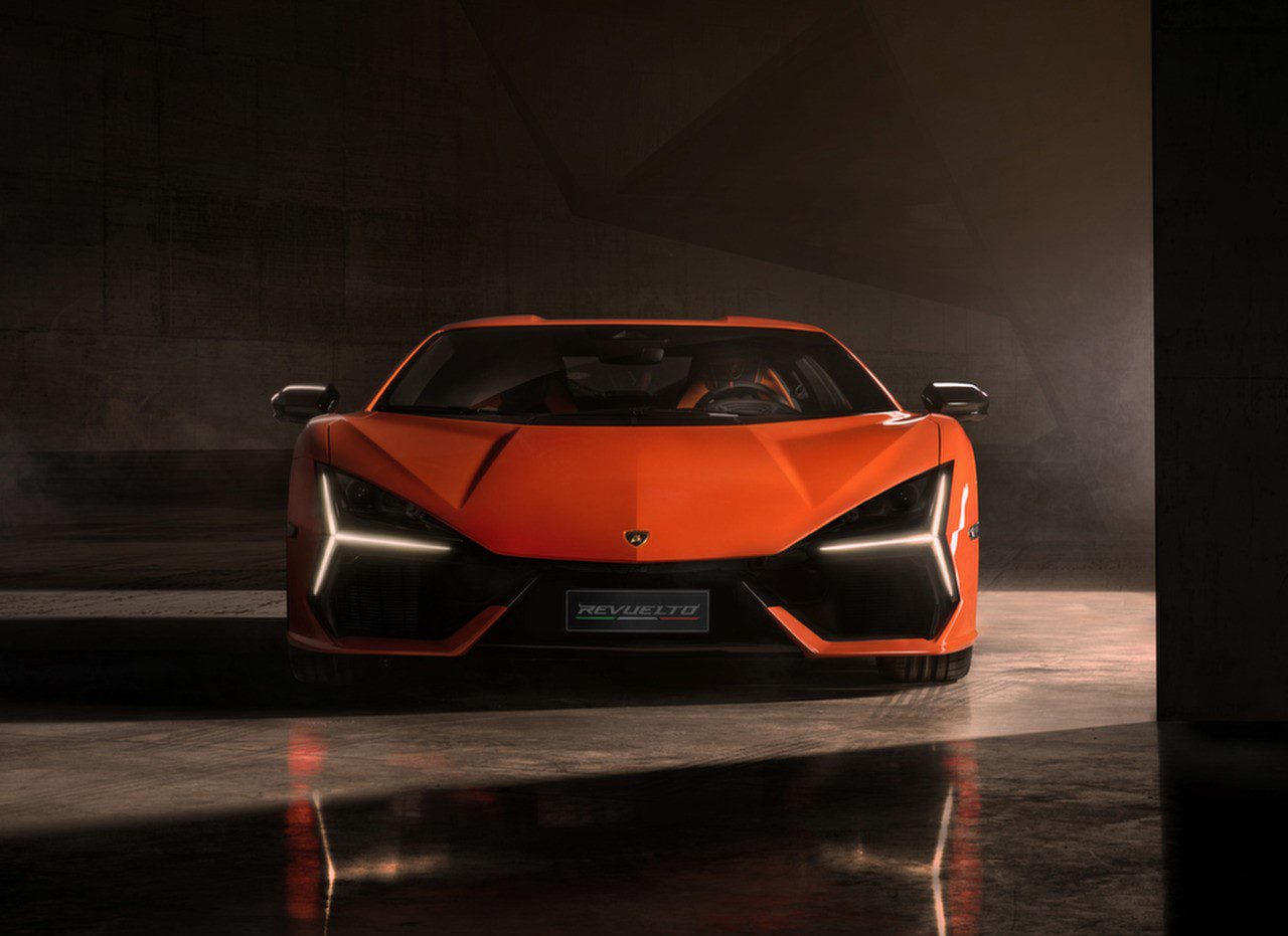 2024 LAMBORGHINI REVUELTO - INEAX MOTORS