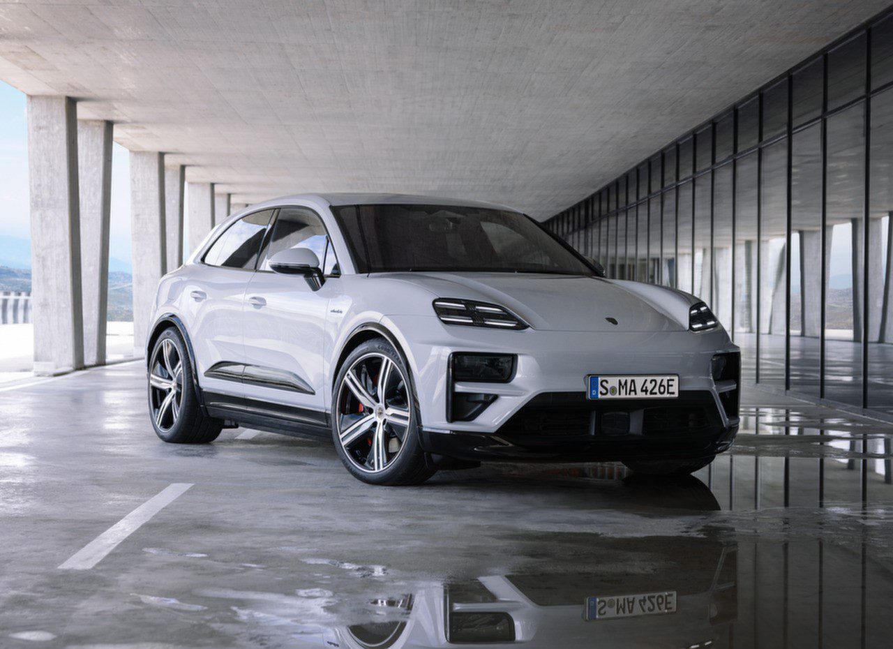 2024 PORSCHE MACAN - INEAX MOTORS