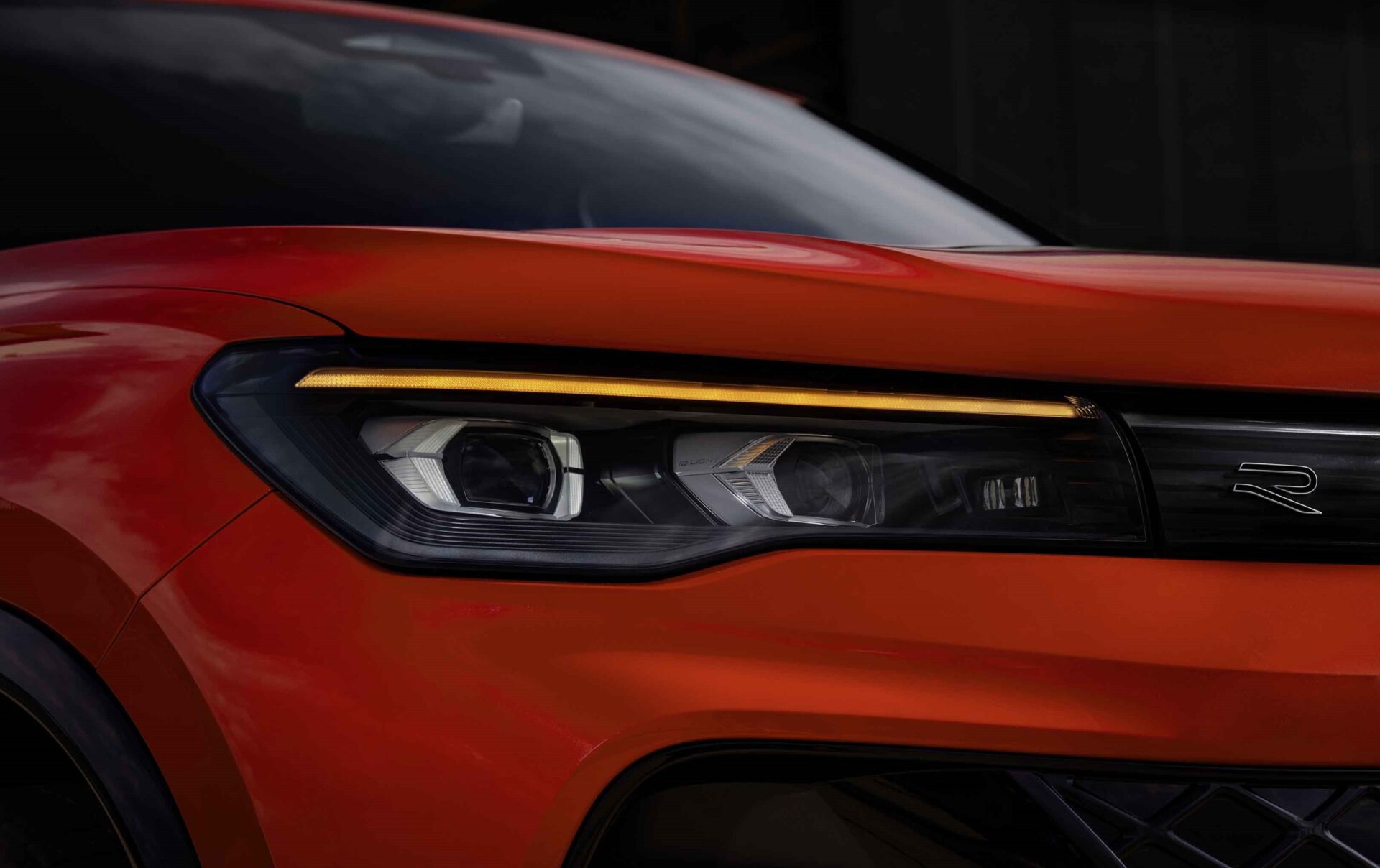 2024 VOLKSWAGEN TIGUAN R LINE - INEAX MOTORS