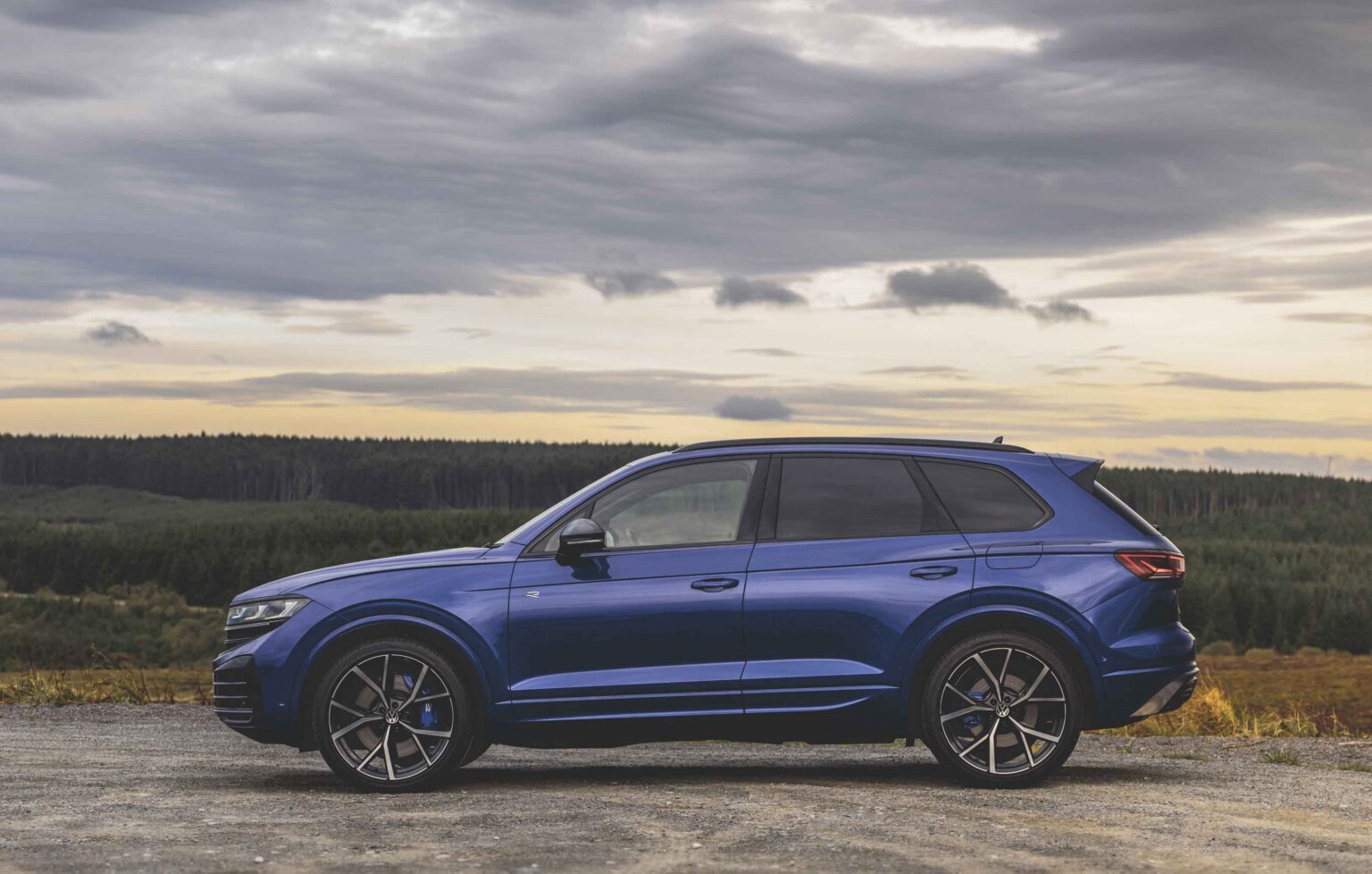 2024 VOLKSWAGEN TOUAREG R eHYBRID UK VERSION - INEAX MOTORS