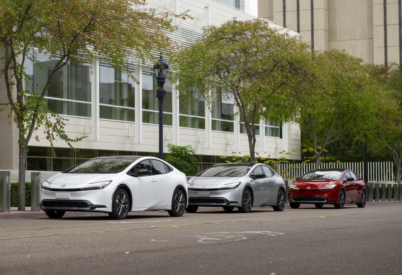 BEST HYBRID CARS IN KENYA FOR 2024 - INEAX MOTORS