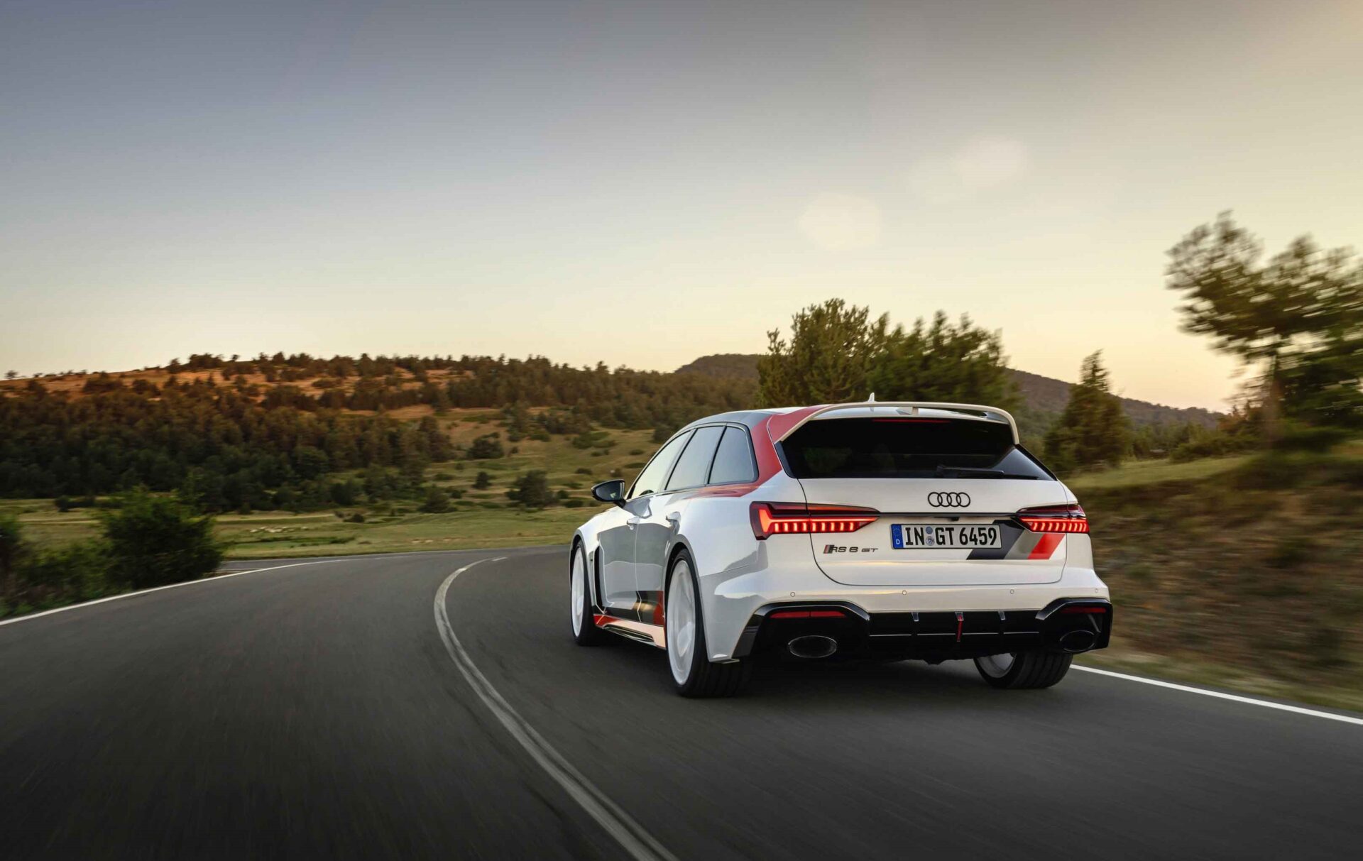 2025 AUDI RS 6 AVANT GT - INEAX MOTORS