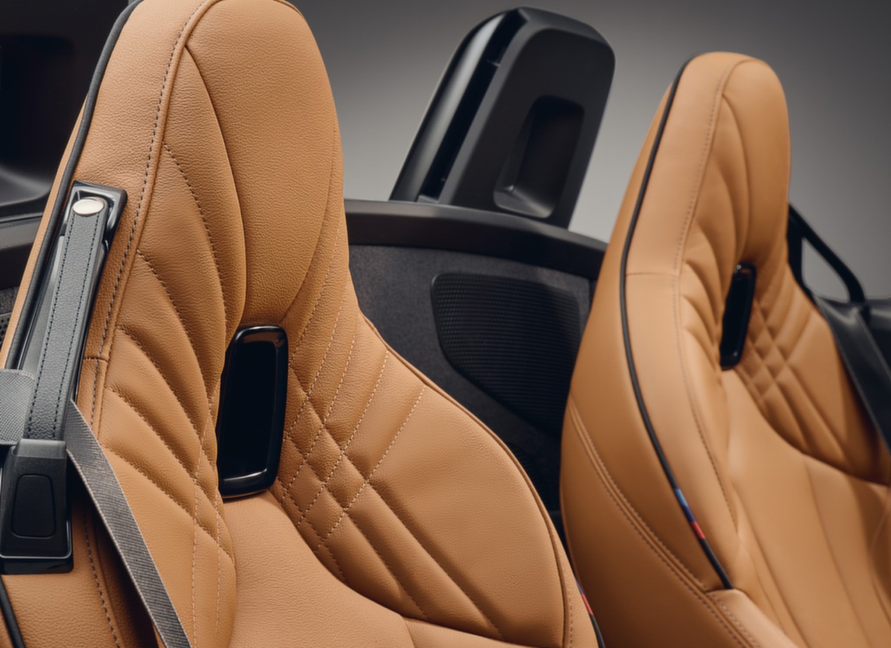 2025 BMW Z4 M40i HANDSCHALTER - INEAX MOTORS
