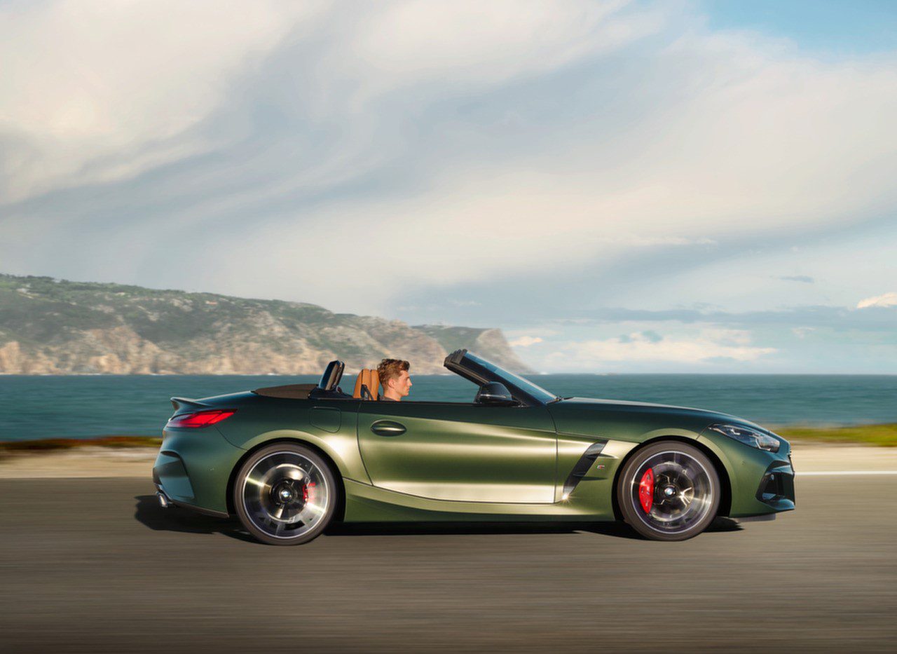 2025 BMW Z4 M40i HANDSCHALTER - INEAX MOTORS