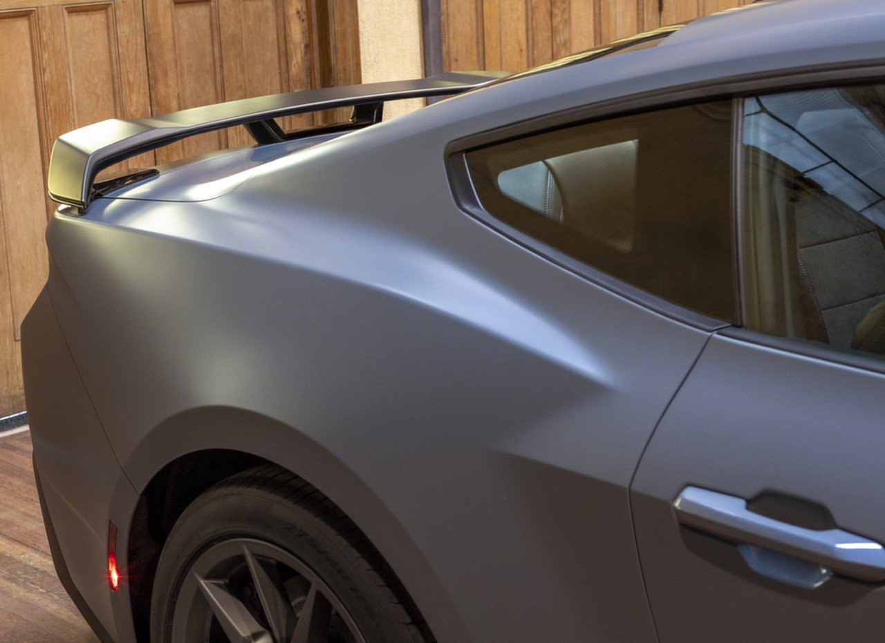 2024 FORD MUSTANG MATTE CLEAR FILM - INEAX MOTORS