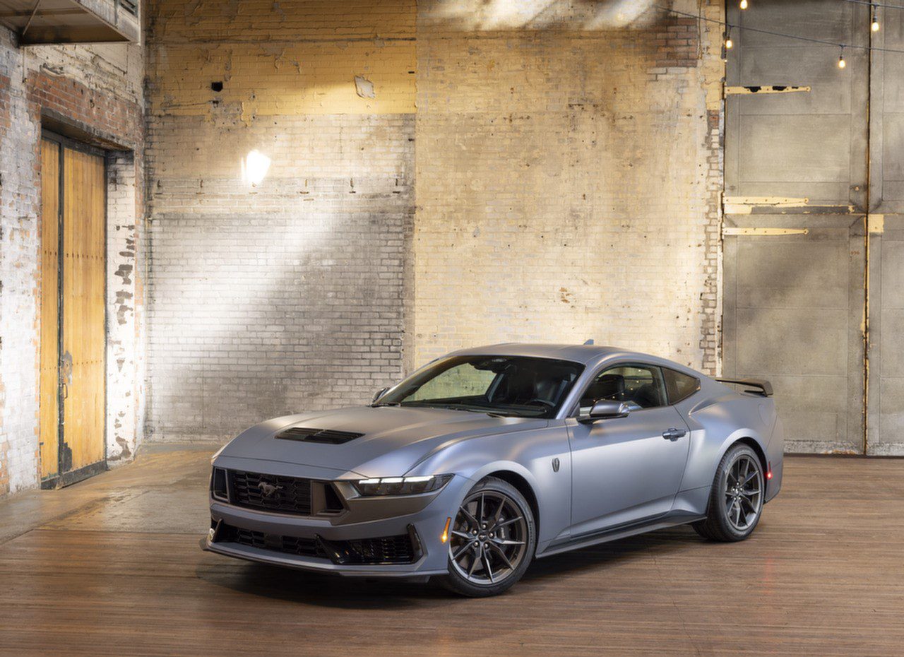 2024 FORD MUSTANG MATTE CLEAR FILM - INEAX MOTORS