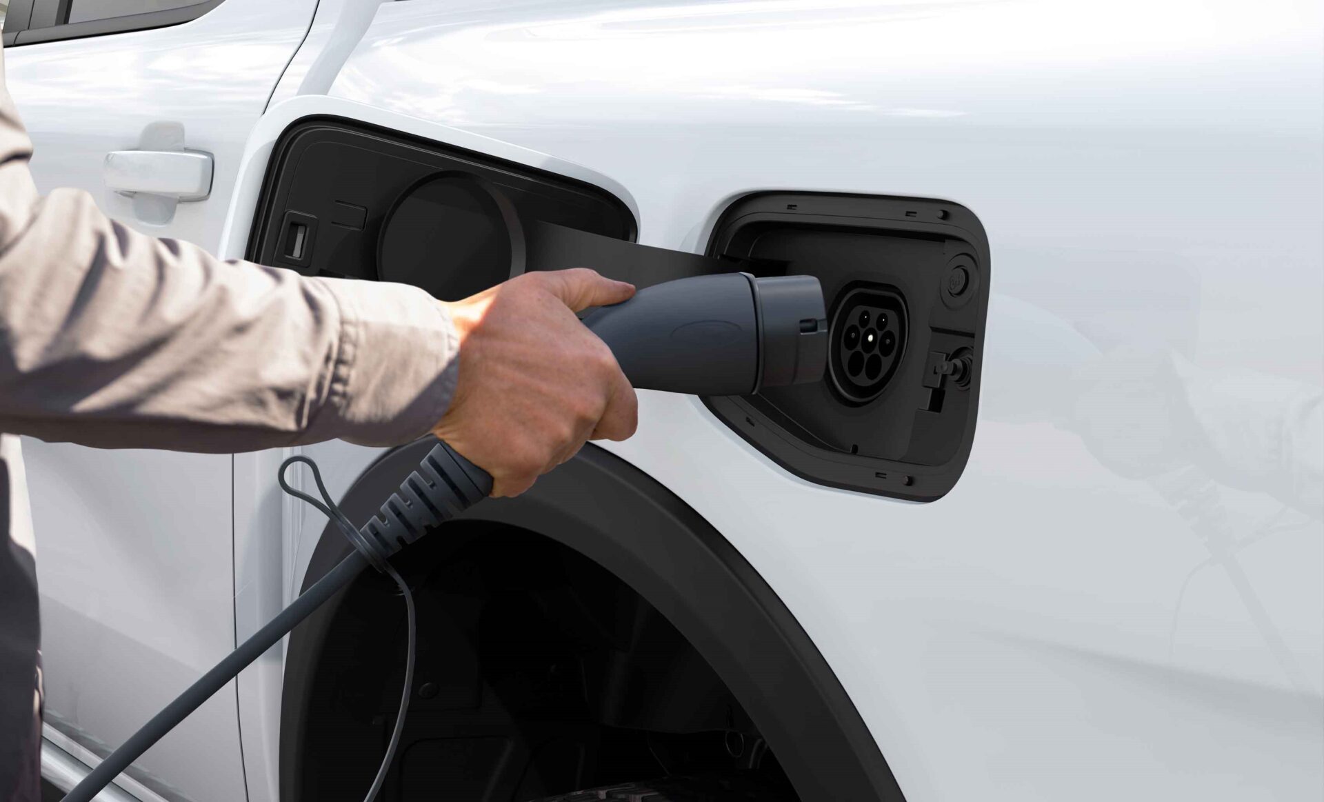 2025 FORD RANGER PHEV - INEAX MOTORS