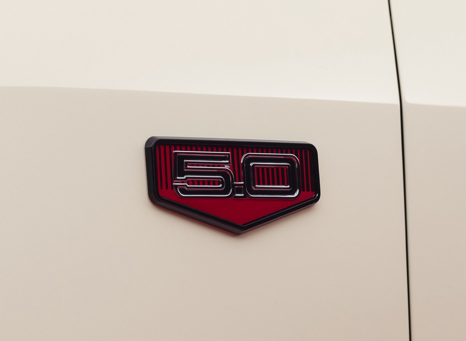 2025 FORD MUSTANG 60TH ANNIVERSARY PACKAGE - INEAX MOTORS