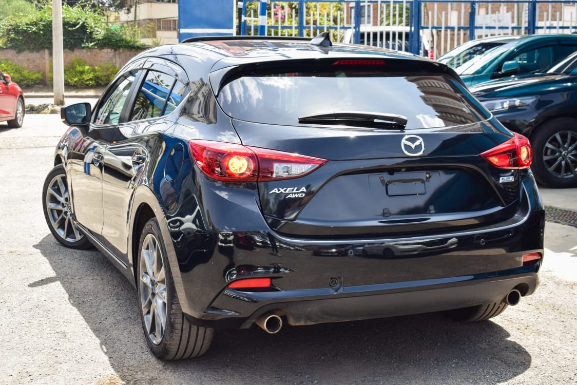 MAZDA AXELA - INEAX MOTORS