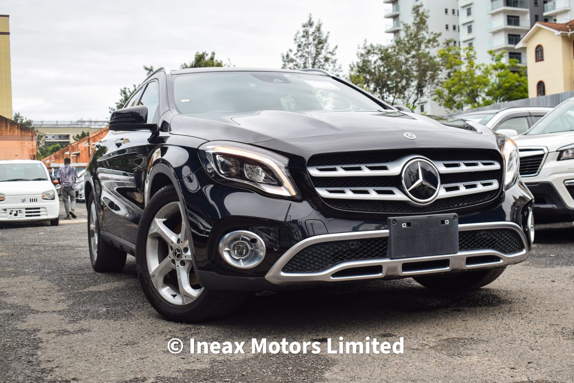 MERCEDES BENZ GLA 220 - INEAX MOTORS