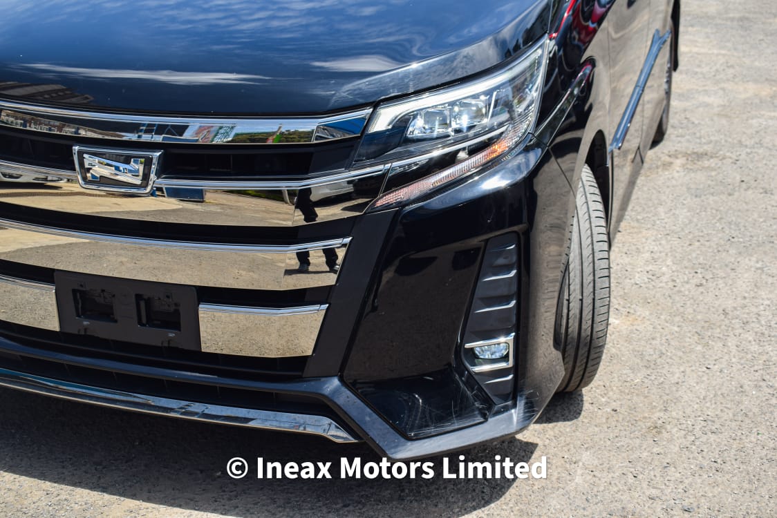 TOYOTA NOAH - INEAX MOTORS