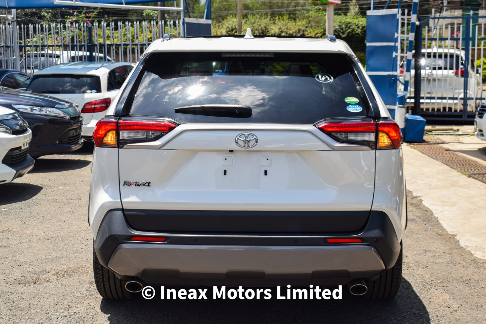 TOYOTA RAV4 - INEAX MOTORS