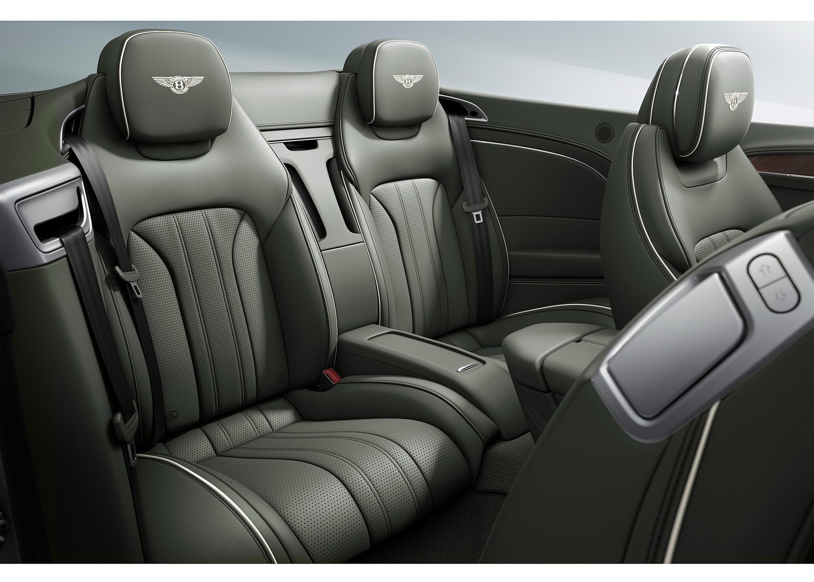 2026 BENTLEY CONTINENTAL GTC - INEAX MOTORS