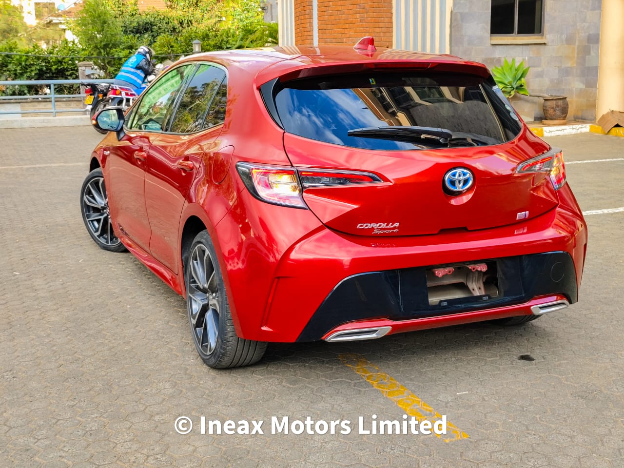 TOYOTA COROLLA SPORT - INEAX MOTORS
